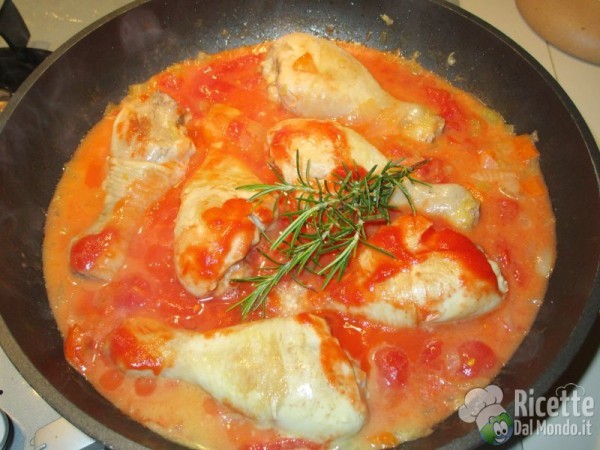 Pollo alla cacciatora - Ricetta pollo | RicetteDalMondo