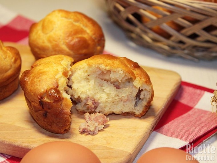 Muffin salati rustici | RicetteDalMondo.it