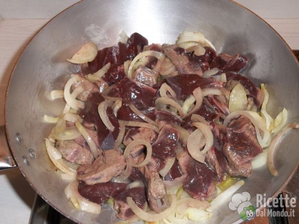 Fegato alla Veneziana | RicetteDalMondo.it