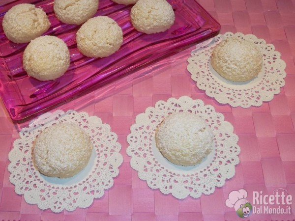 Nuvolette al Cocco - biscotti al cocco | RicetteDalMondo