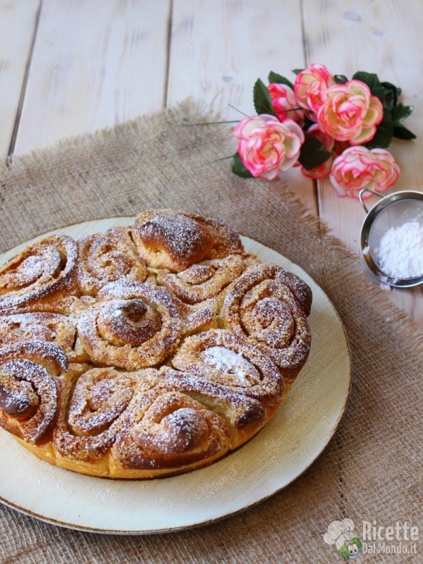 Torta delle rose, morbida e profumata | RicetteDalMondo